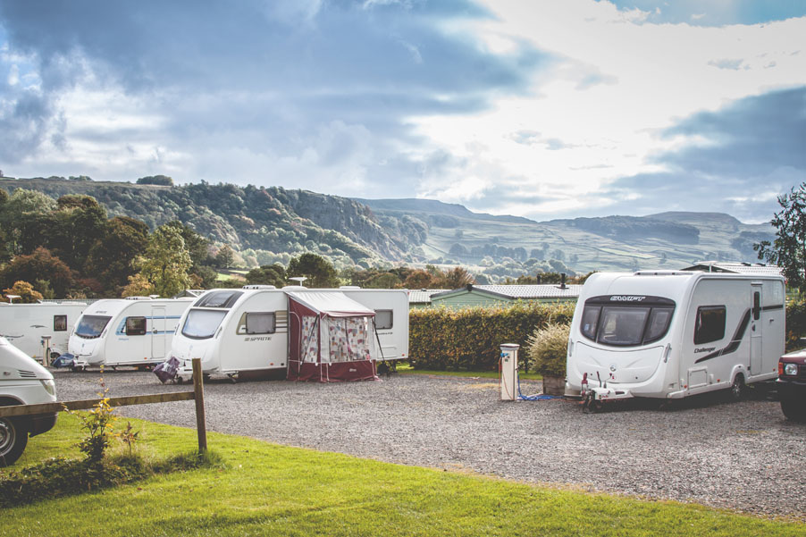 Fit for a Knight at the round table: Campsite review and discount