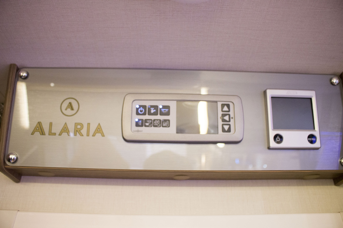 2017 Lunar Alaria RI caravan review