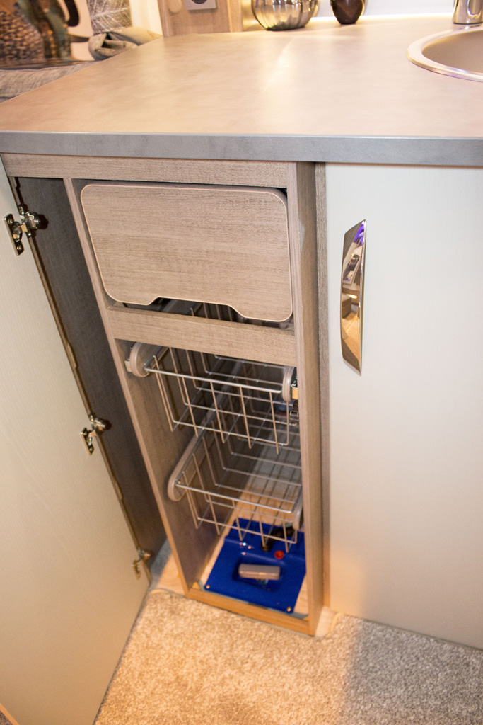 2017 Lunar Alaria RI caravan review