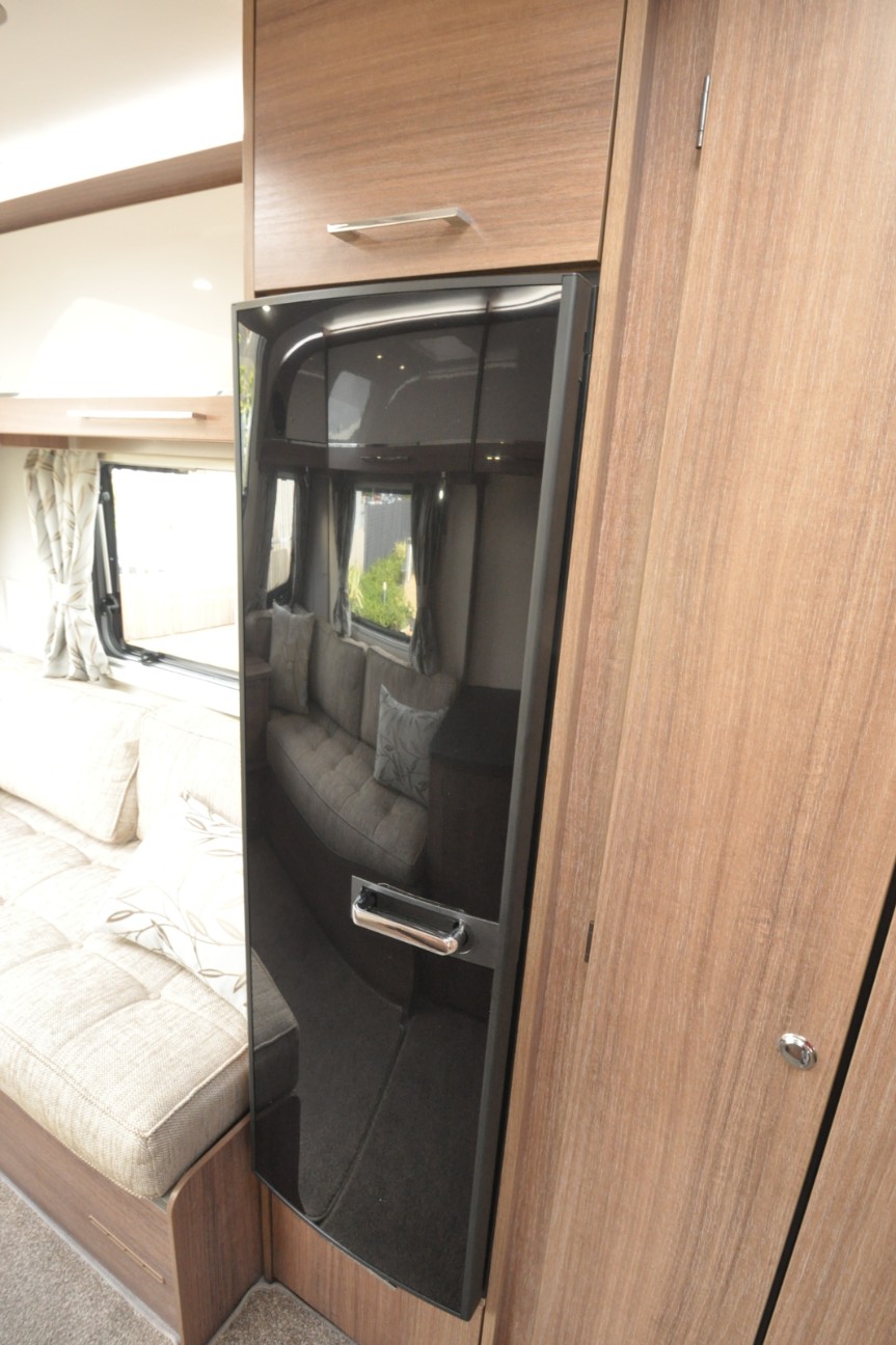 2018 Bailey Unicorn Seville caravan