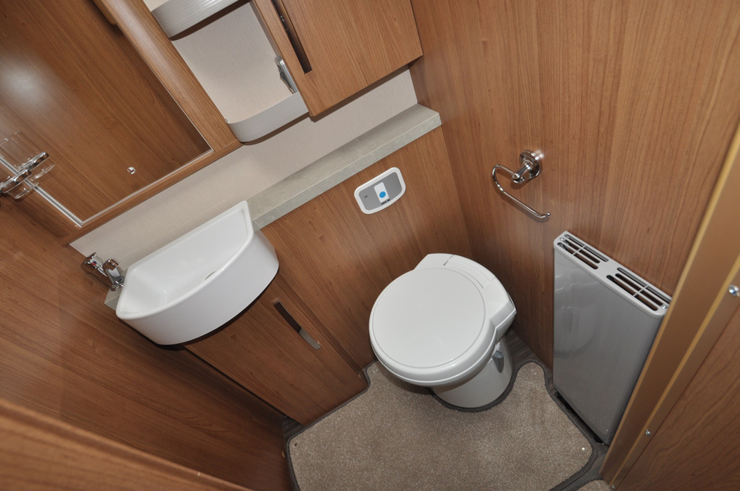 2019 Auto-Trail Delaware HB motorhome