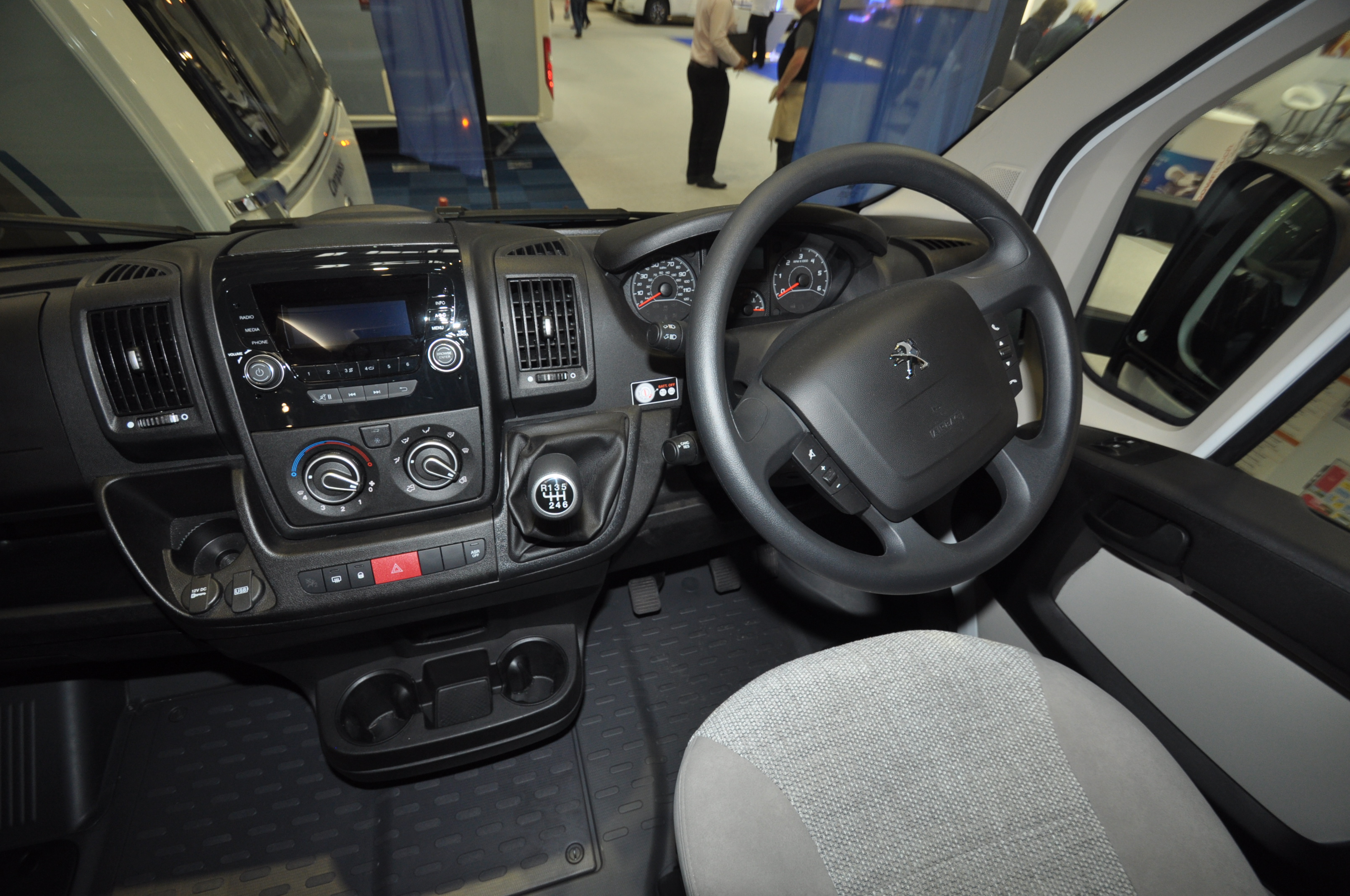 2019 Compass Avantgarde 194 motorhome - Caravan Guard