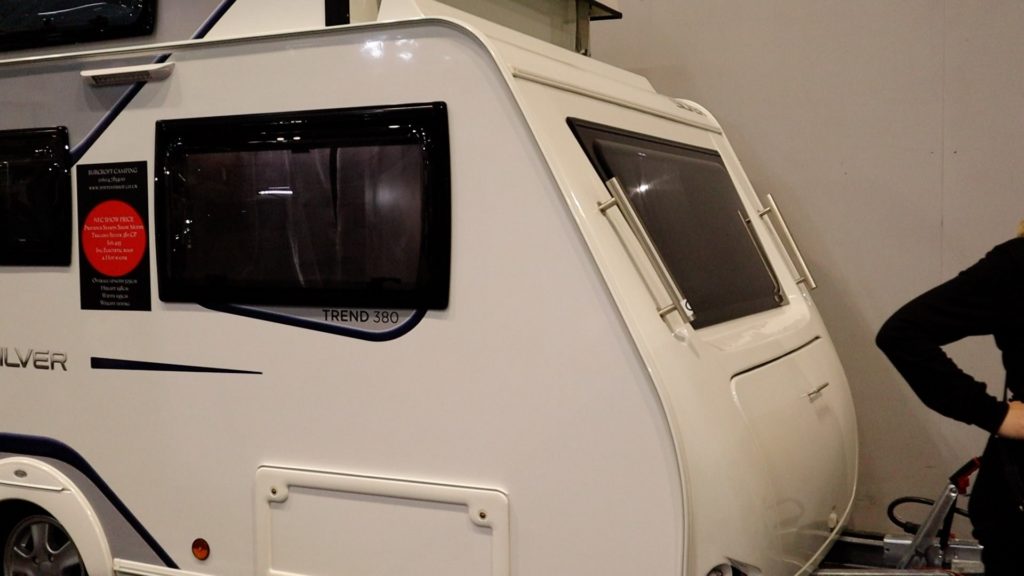 Video: A look at four mini caravans