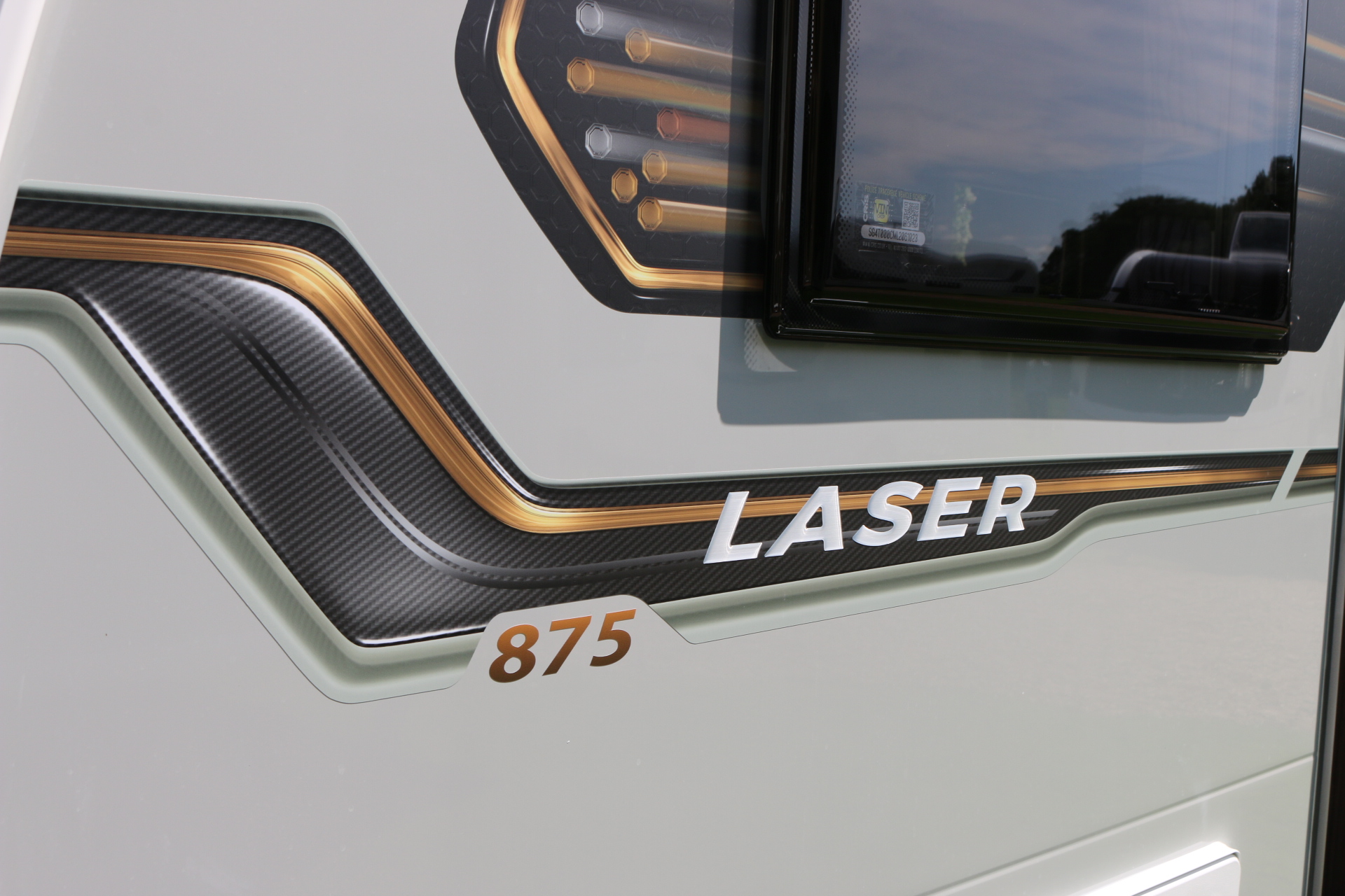 2020 Coachman Laser Xcel 875 caravan