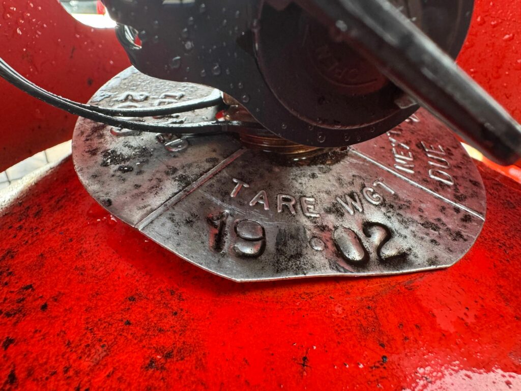 VIDEO: How do I check how much gas is left in my gas bottle?