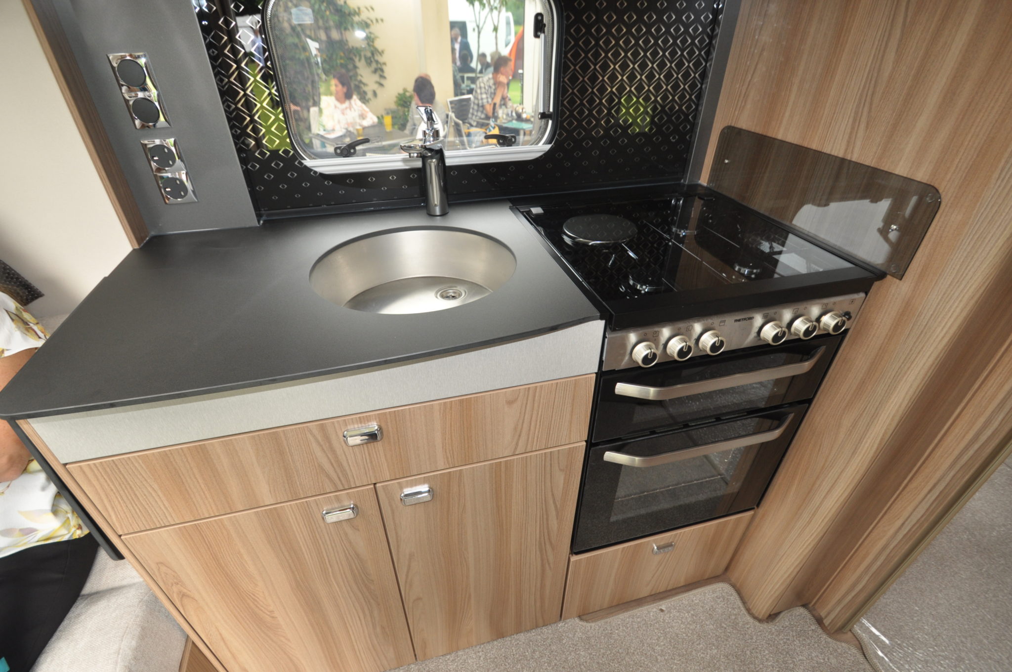 2020 Swift Elegance Grande 850 caravan