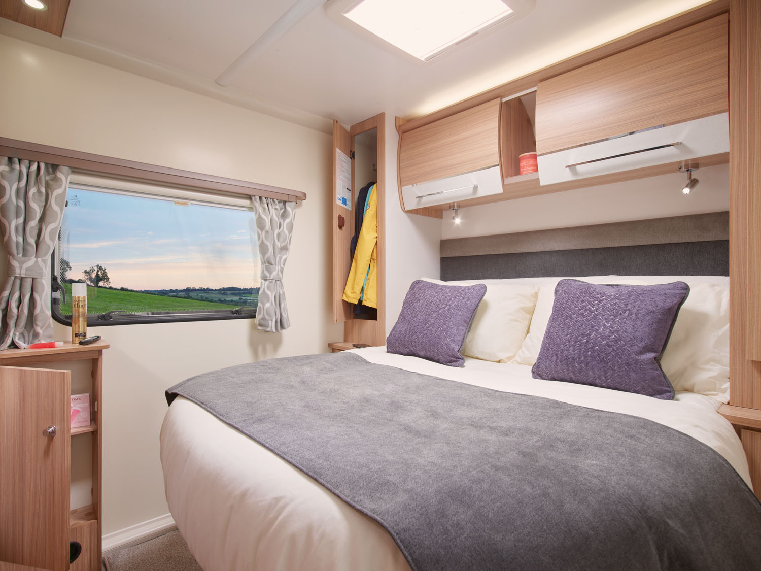 2021 Bailey Phoenix+ 640 caravan