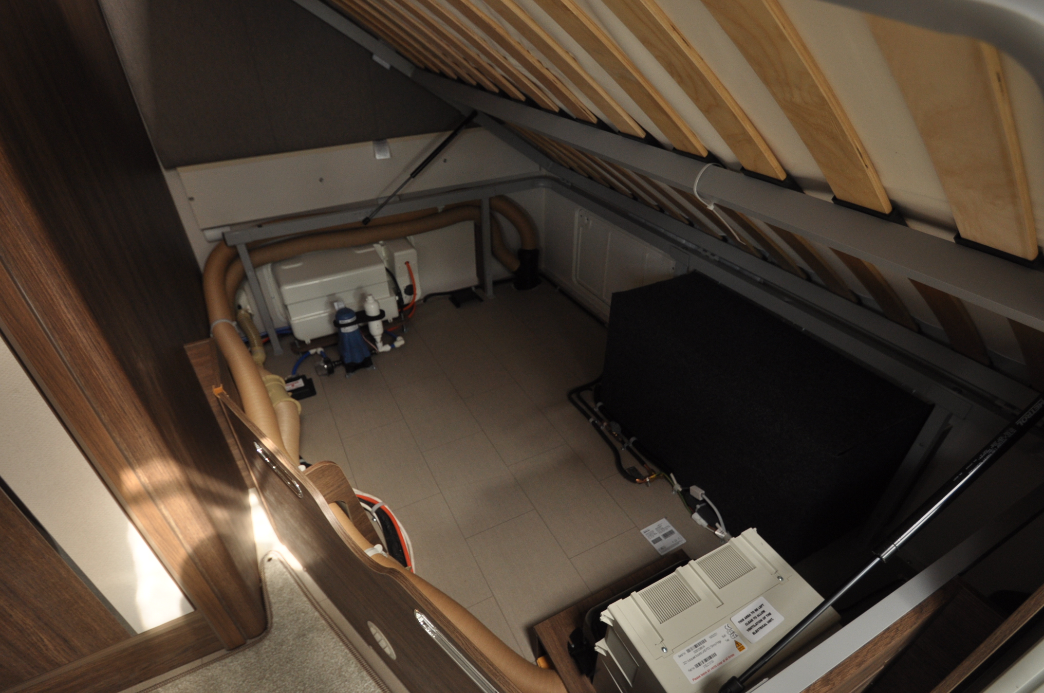 2022 Compass Avantgarde 155 motorhome - Caravan Guard