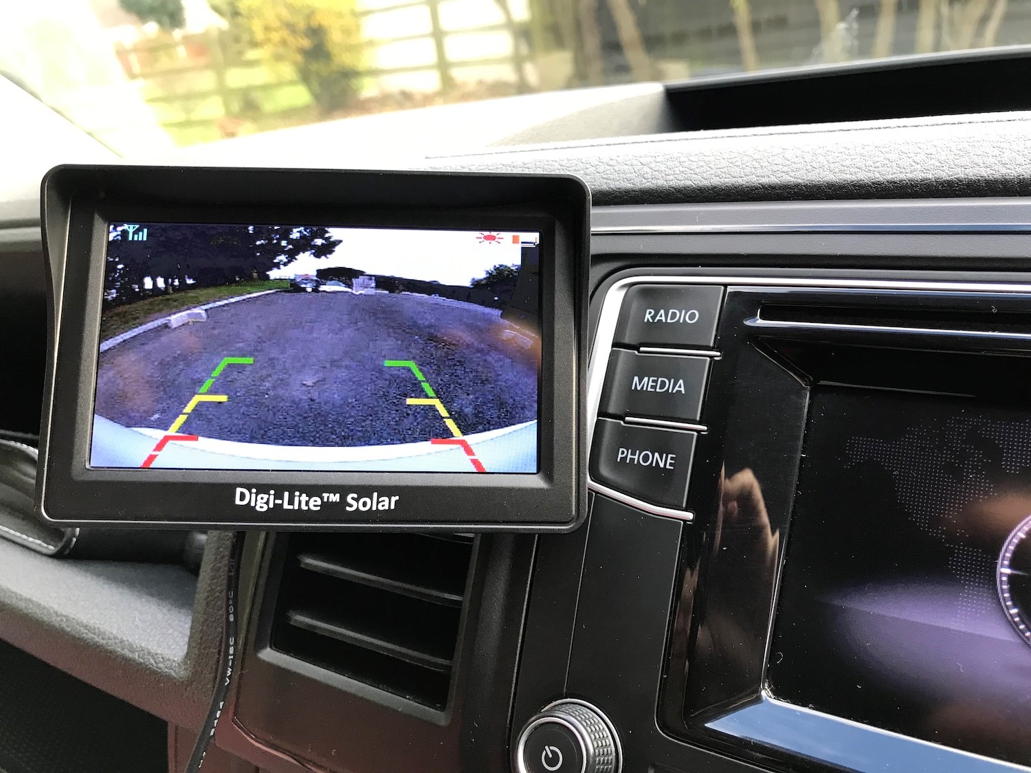 Win Digi-Lite™ Solar reversing camera