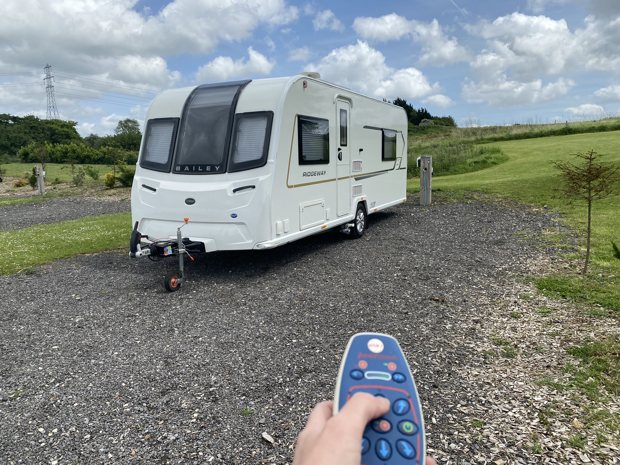 Video: How to set up a caravan on site