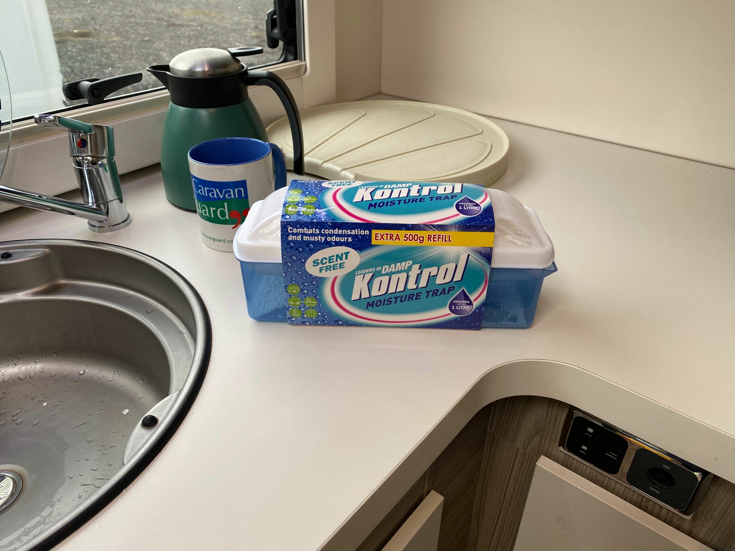 Video: Tips to prevent damp and condensation in your motorhome ...