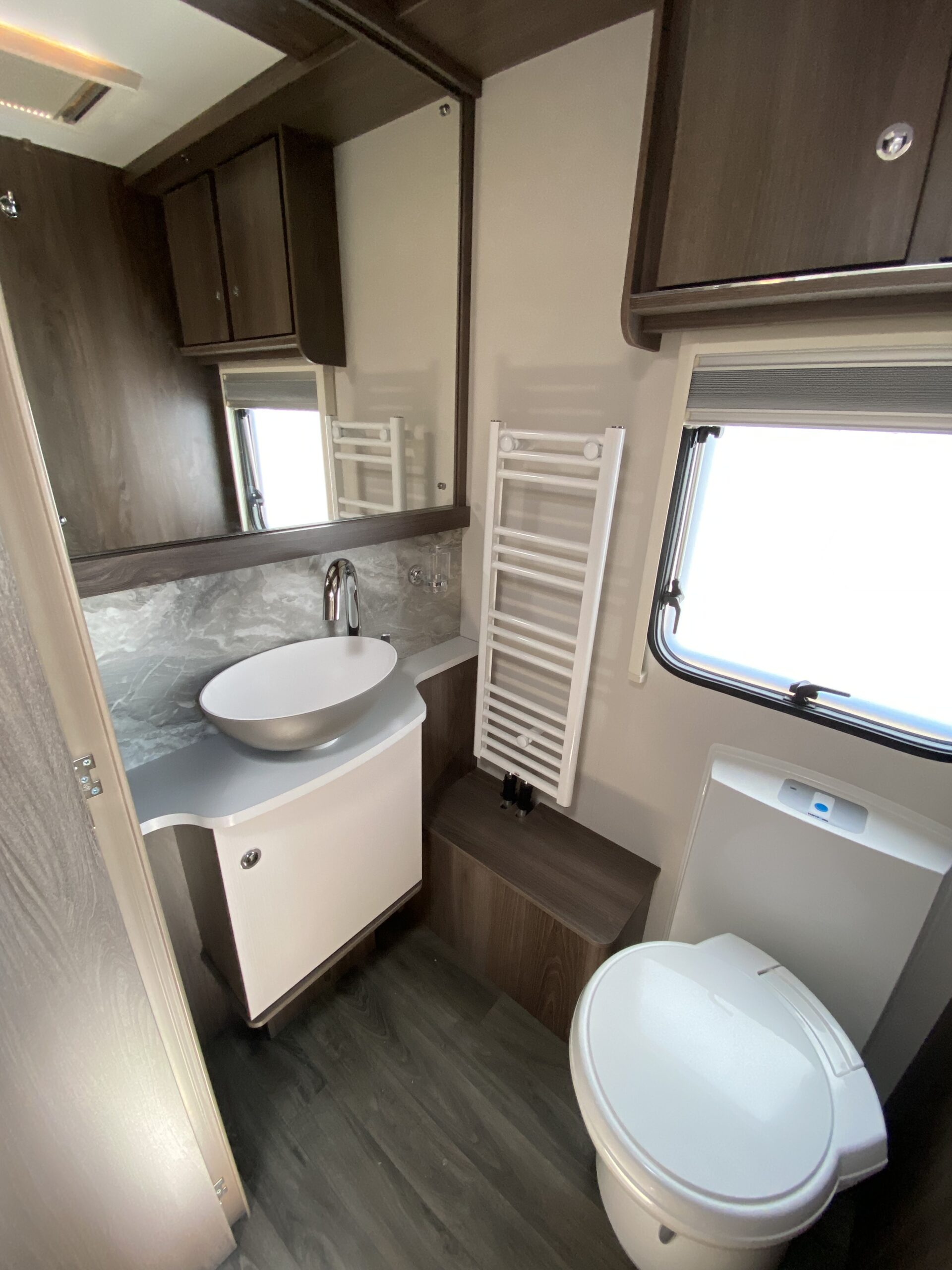 2023 Coachman Laser Xcel 855 caravan
