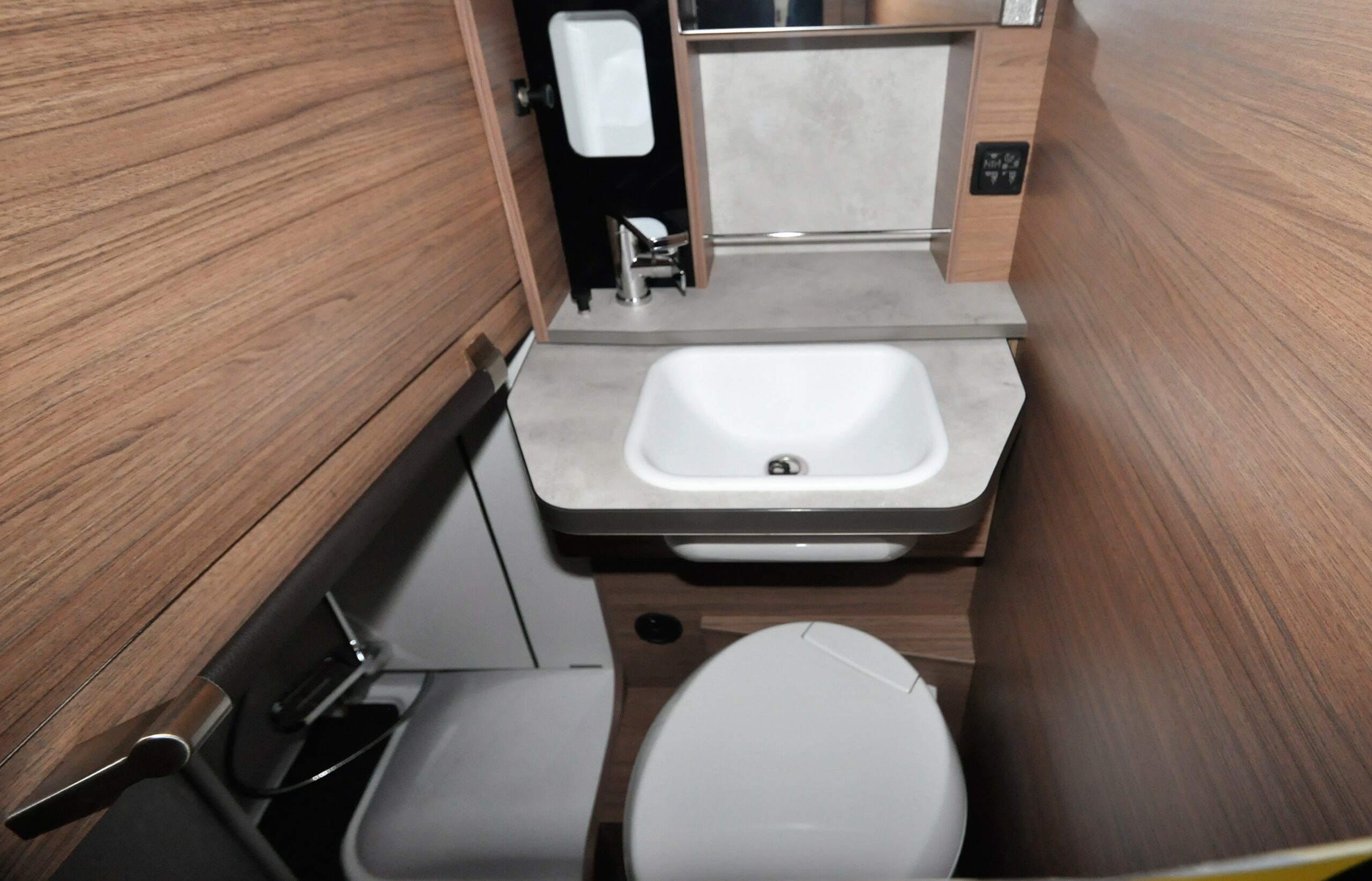 2023 Knaus Tourer Van 500 MQ Vansation motorhome - Caravan Guard