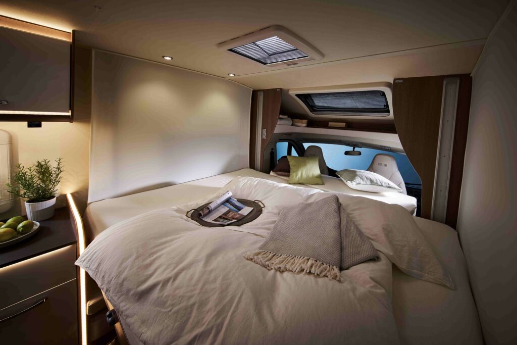 2024 Bürstner Lyseo TD 684G Harmony Line motorhome