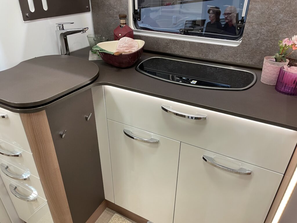 2024 Bürstner Lyseo TD 684G Harmony Line motorhome