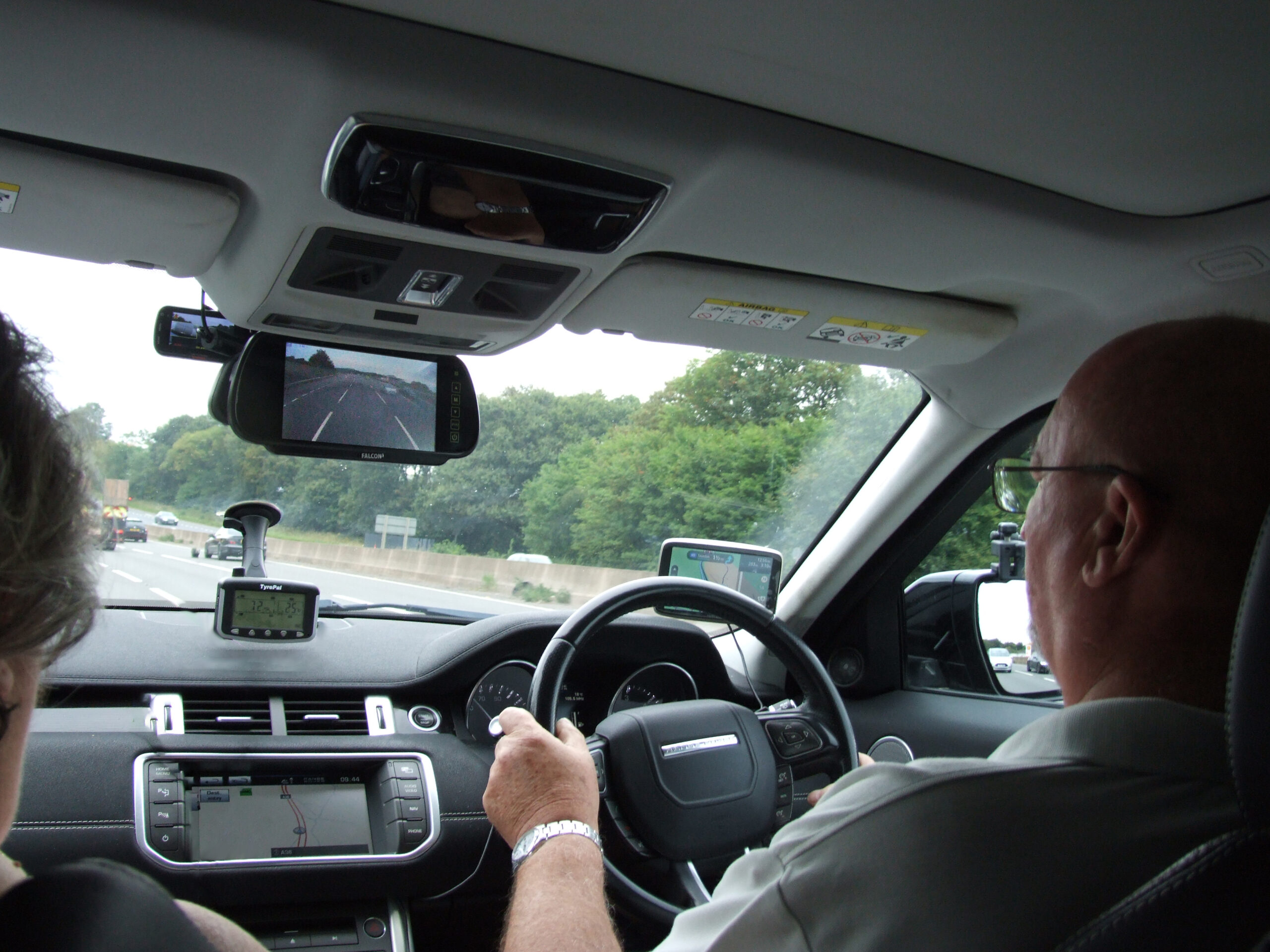 Win Falcon HD wireless rear view camera system for your caravan ...