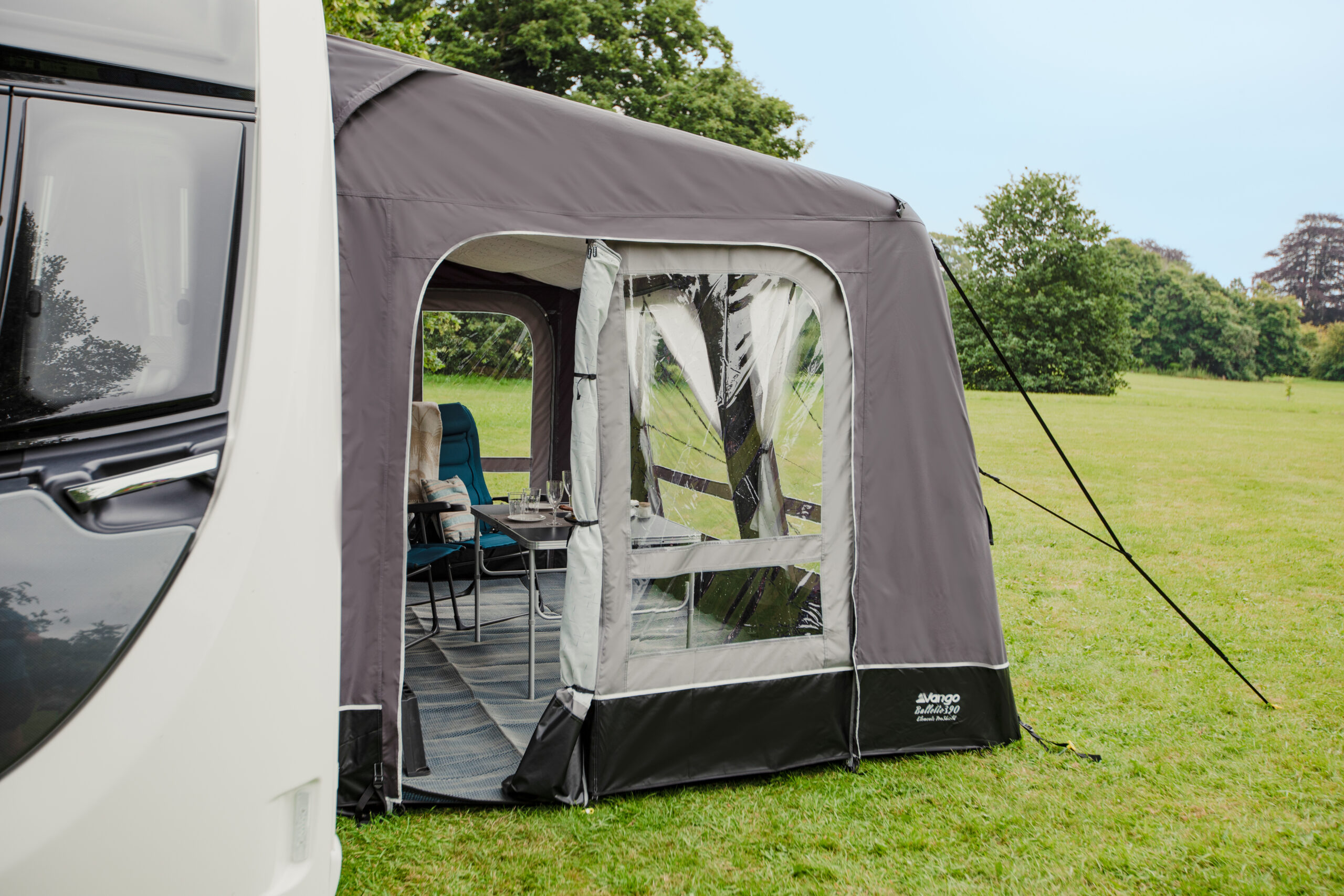 Win Vango caravan air awning - Caravan Guard