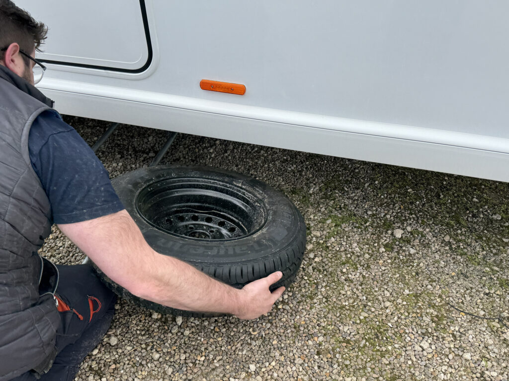 VIDEO: How to change a caravan wheel
