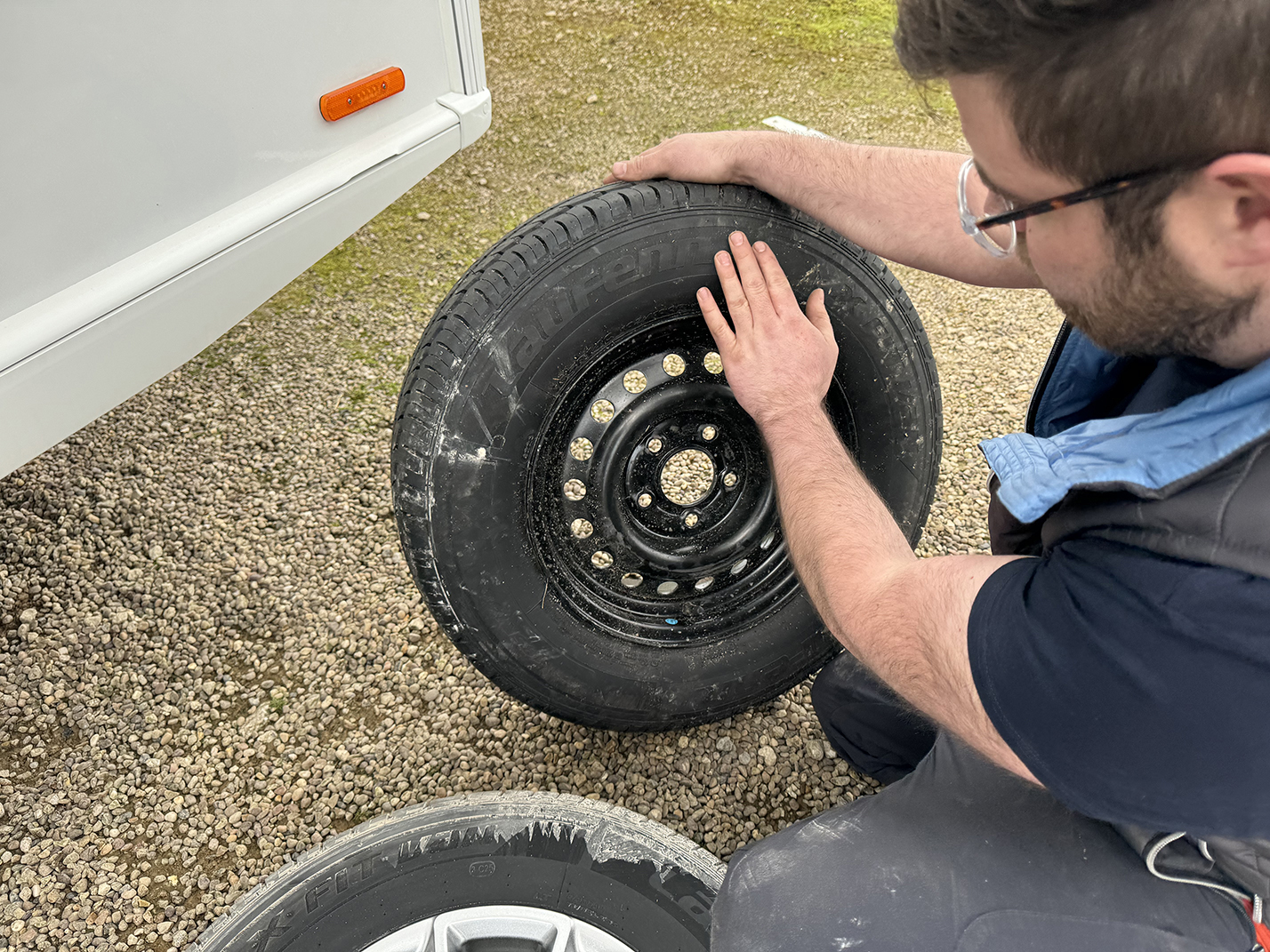 VIDEO: How to change a caravan wheel