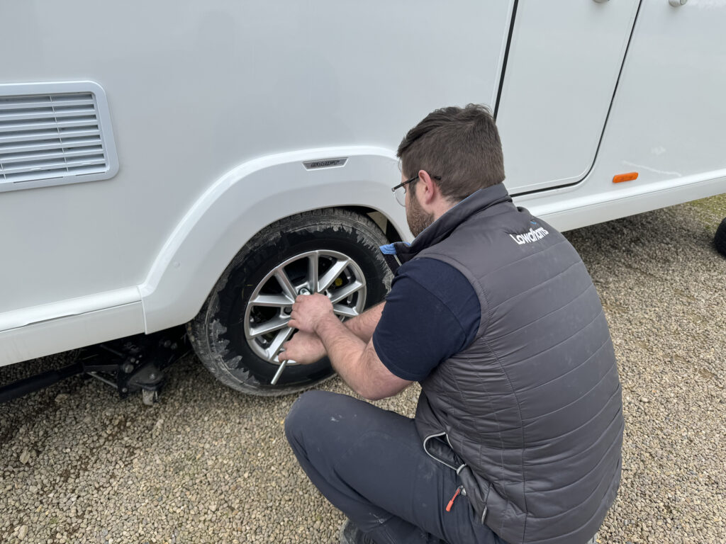 VIDEO: How to change a caravan wheel